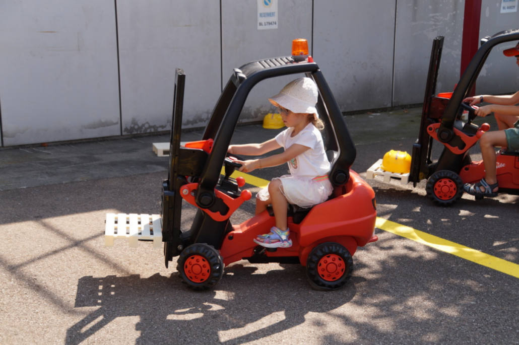 Gabelstapler Parcours mieten – Arena der Wunder AG