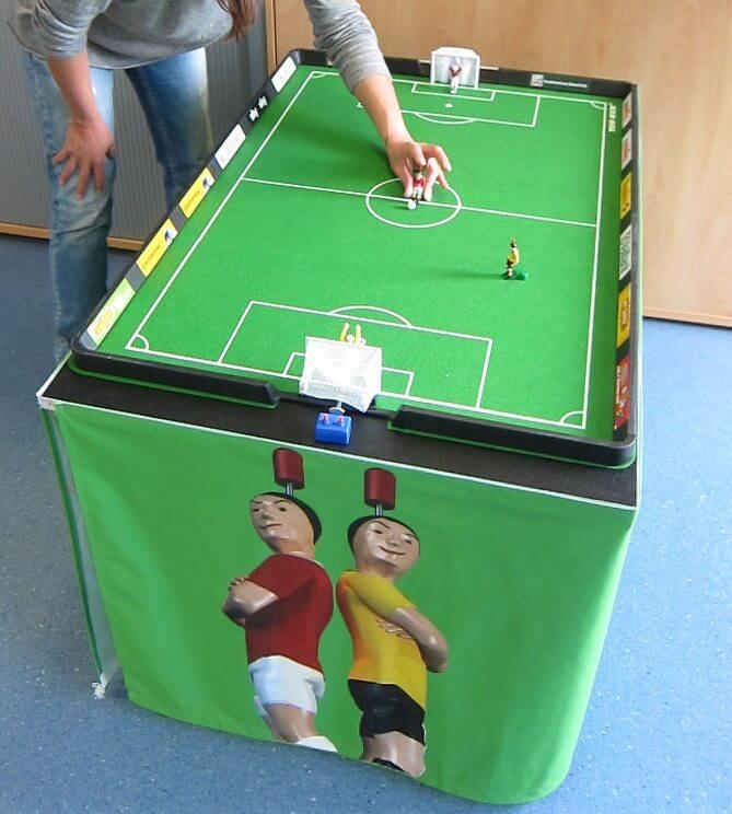 Tipp Kick Tisch mieten – Arena der Wunder